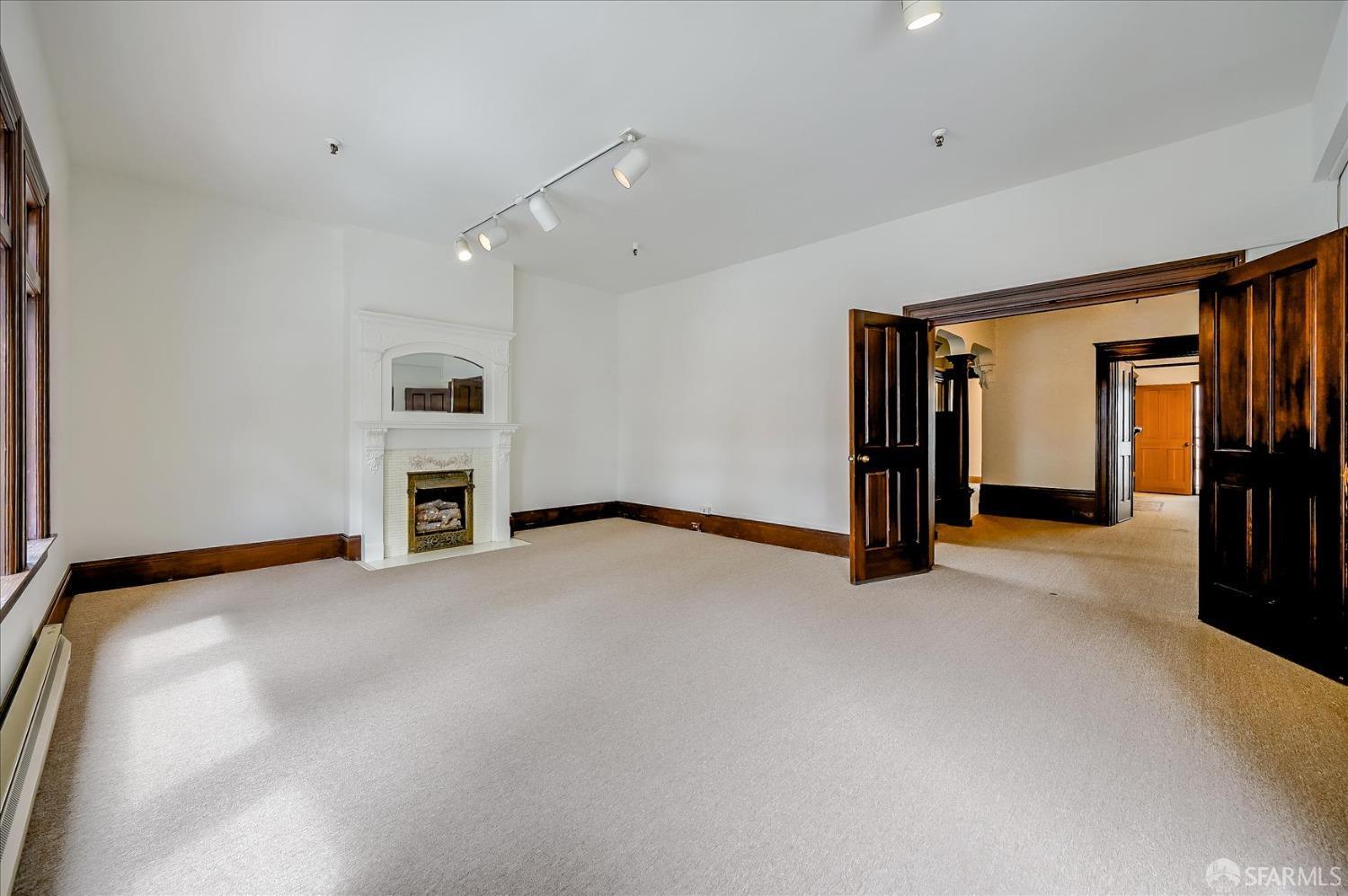 2822 Van Ness Ave, San Francisco, CA 94109 - 0 Beds | 2/3 Baths (Active ...