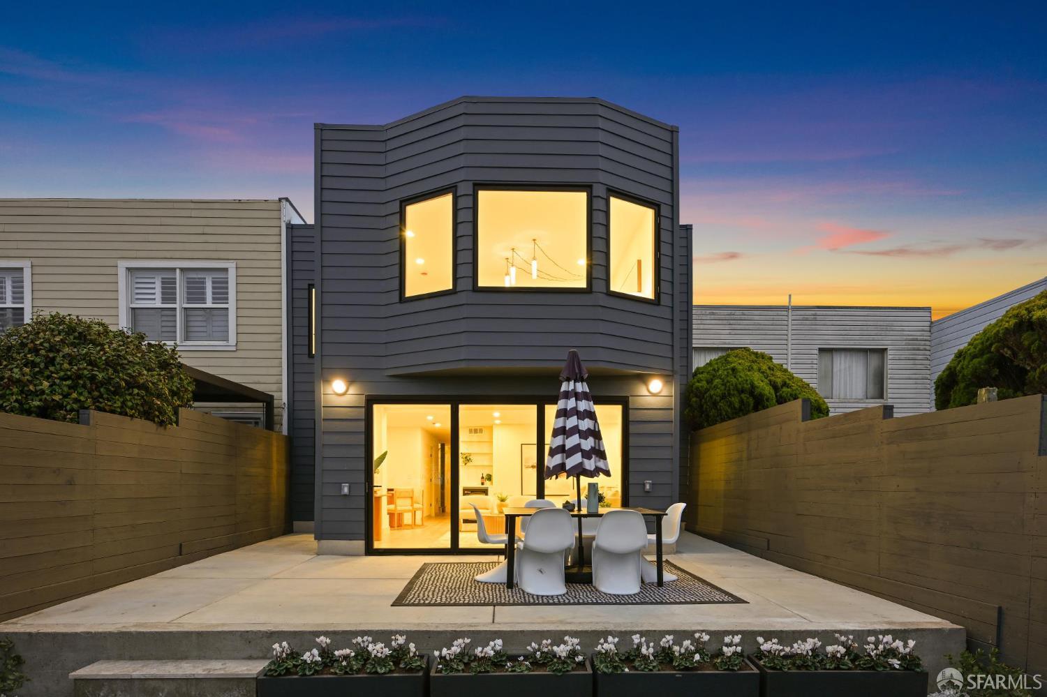 2543 16th Ave, San Francisco, CA 94116 - 4 Beds | 4 Baths ...