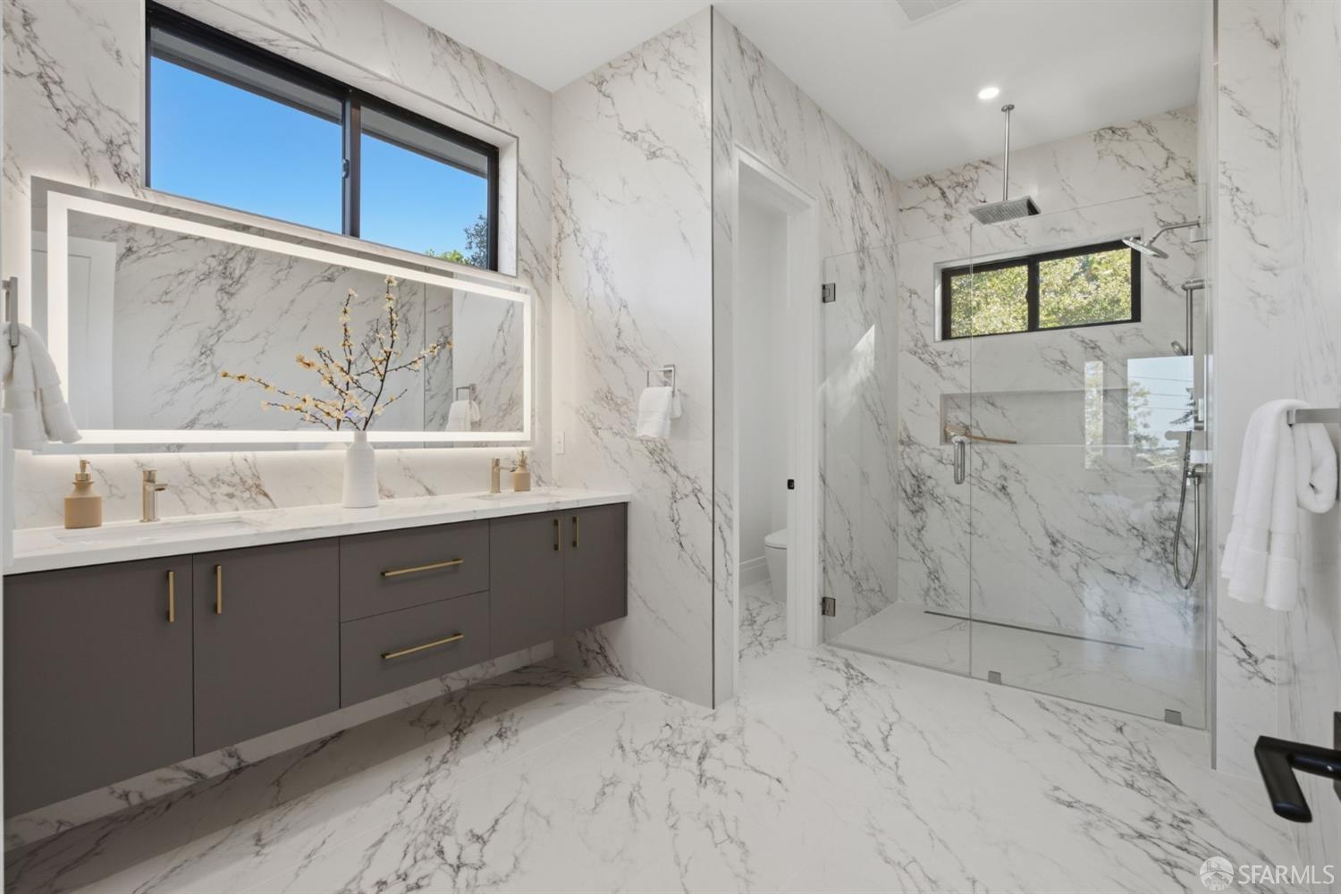 162 Los Robles Dr, Burlingame, CA 94010 - 7 Beds | 5 Baths (Active ...